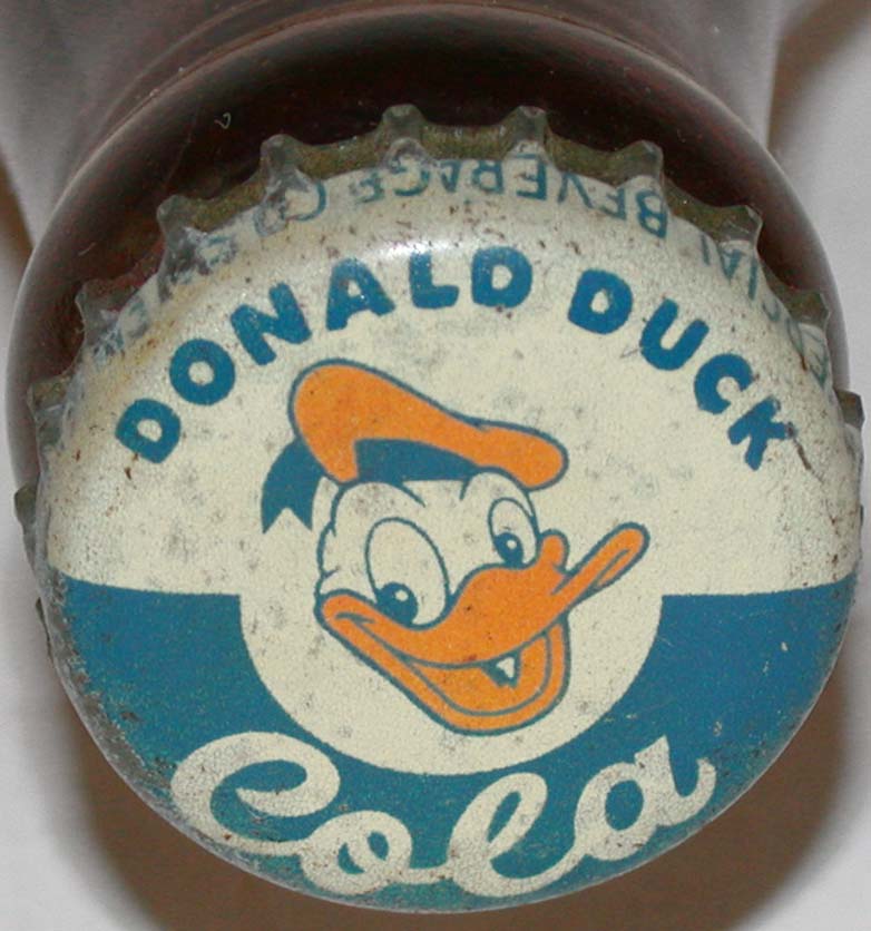 Vintage soda pop bottle DONALD DUCK COLA 7oz Walt Disney 1953 full wit ...