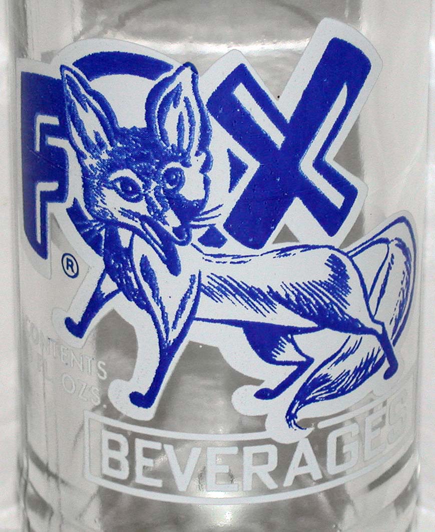 Vintage ACL soda pop bottle FOX BEVERAGES 8oz fox pic 1966 Fremont Ohi ...